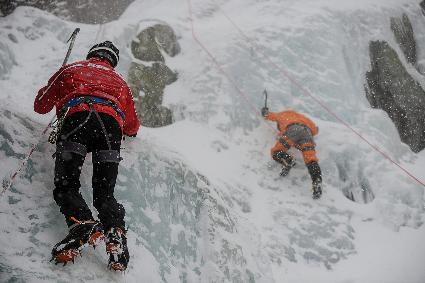 Flo Adventure School - Catarare pe gheata